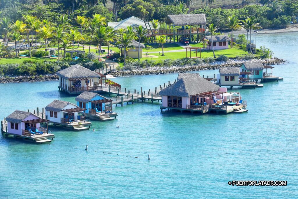 Amber Cove Aqua Zone | Swimming Pools & Activities