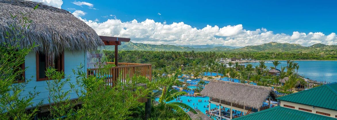 Amber Cove Aqua Zone | Swimming Pools & Activities